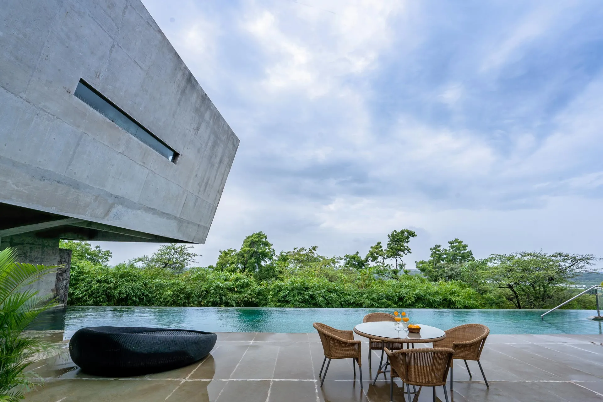 Villa Ekanta, Alibaug - Sea facing Artistic Villa on a Hilltop with ...